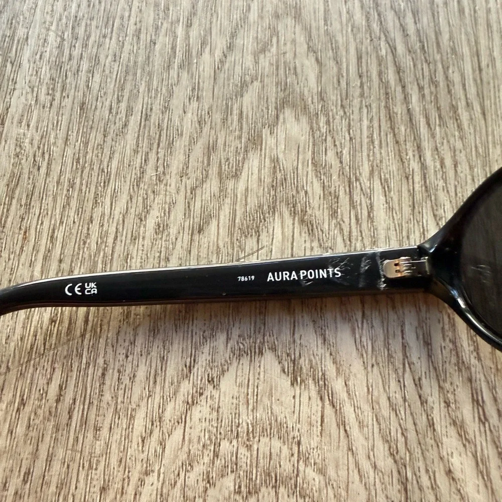 Quay Australia | Accessories | Quay Australia Aura Points Black Small ...